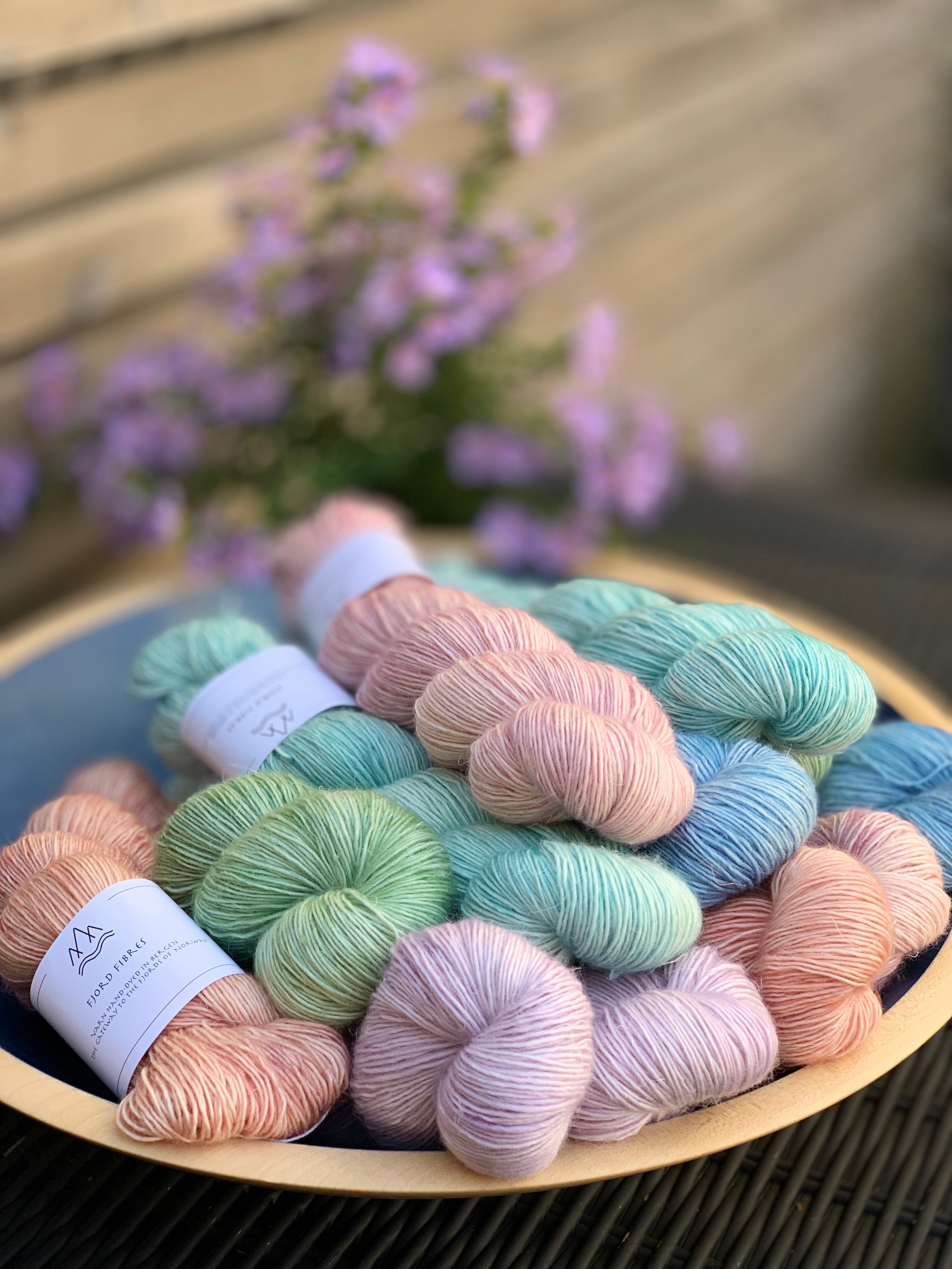 Lysefjord Single - Merino/Linen single ply yarn – Fjord Fibres